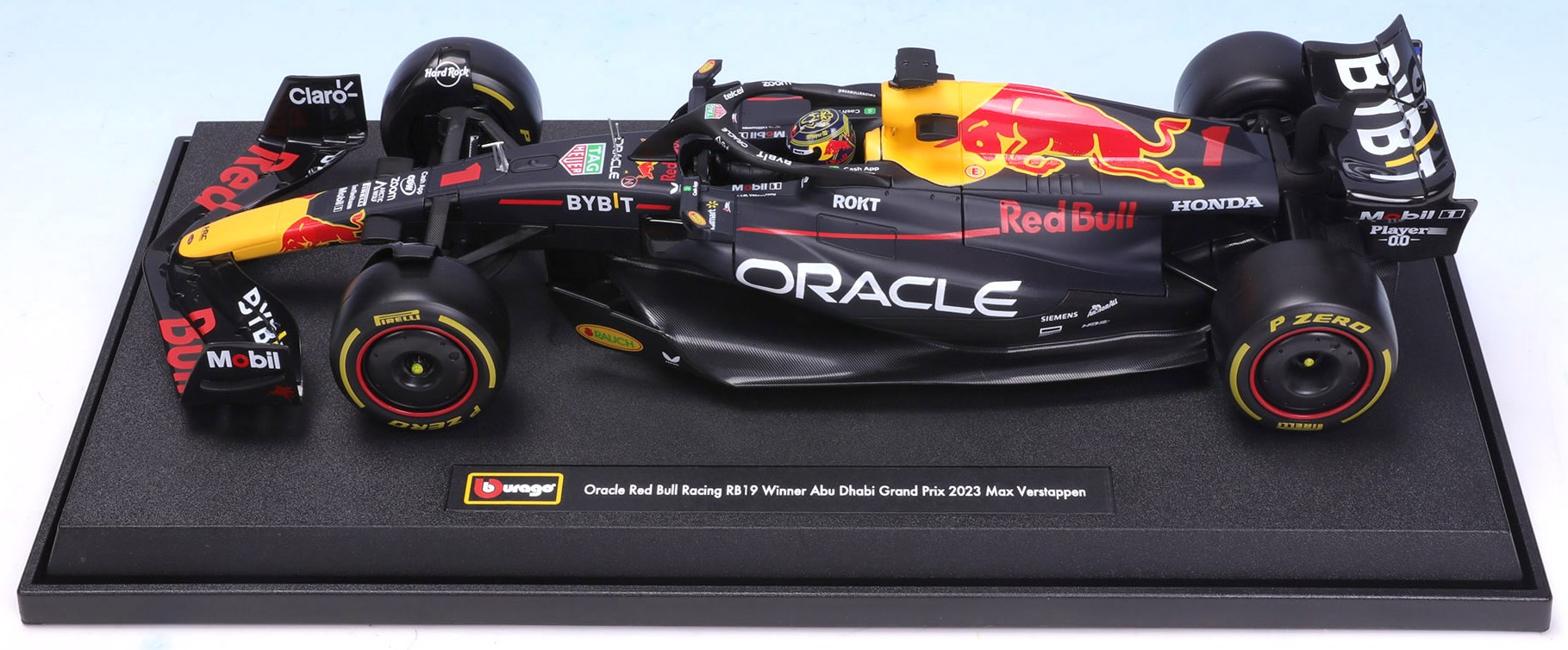 Red Bull Racing RB19 No.1 Abu Dhabi GP 2023 M. Verstappen - 1:18 ...